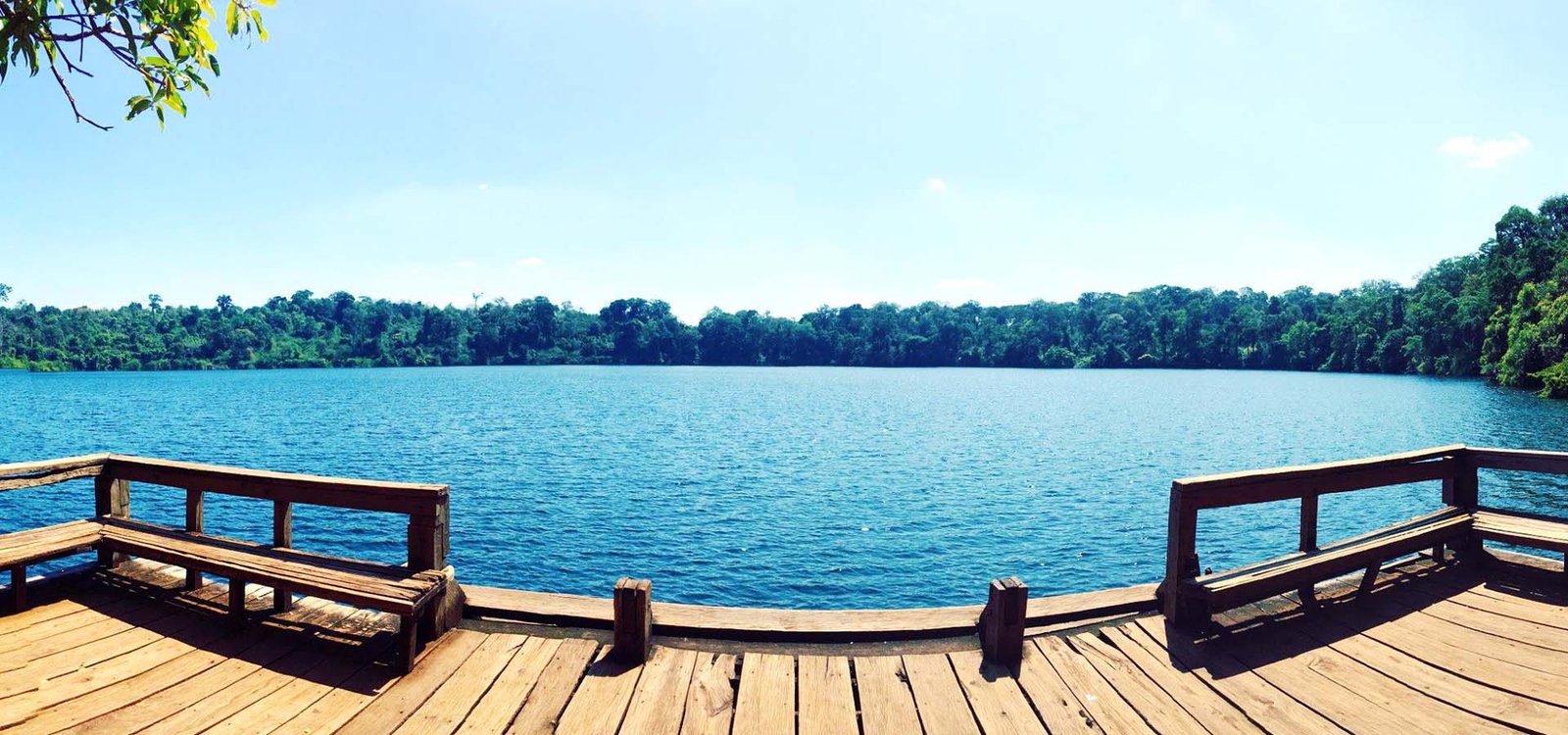 Yeak Laom Crater Lake Ratanakiri • Cambodia Jungle Trekking